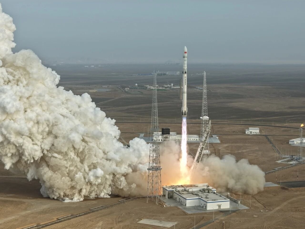 China has launched a new reusable rocket